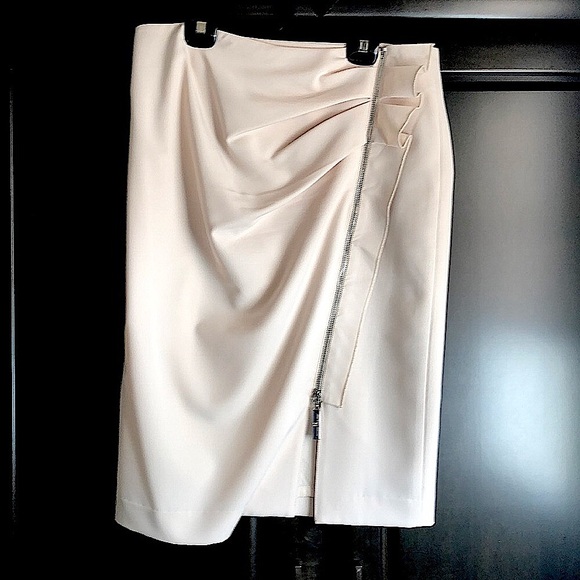 Sandra Angelozzi | Skirts | Original Midi Pencil Skirt With Ruching And ...
